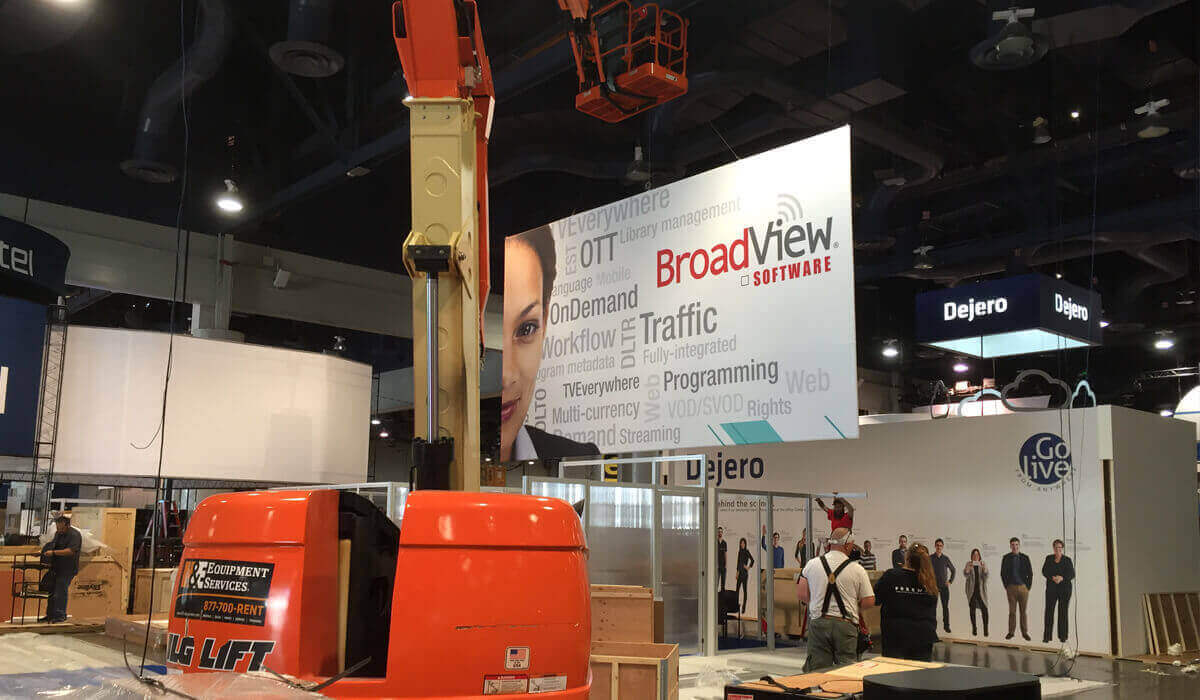 Trade Show Rigging Tips l Labor Services l Exhibit People